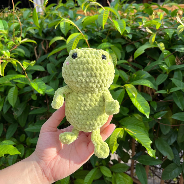 [Made to Order] Fribbit The Frog – Tiny Rabbit Hole by Angie
